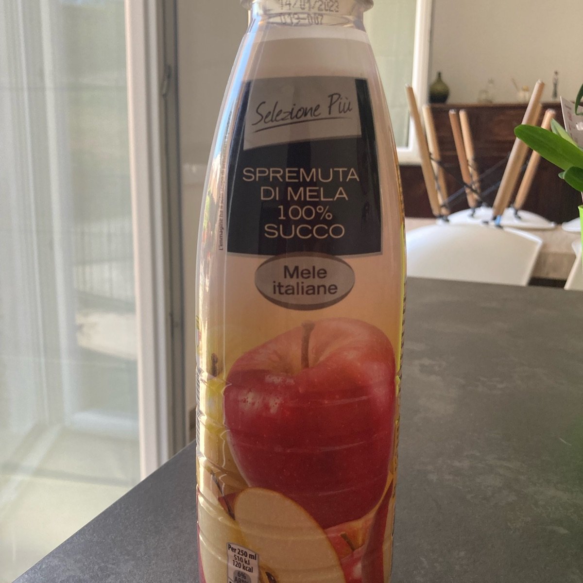 Succo Di Mela from Selezione Più In's - Vegan Product Reviews & Ratings ...