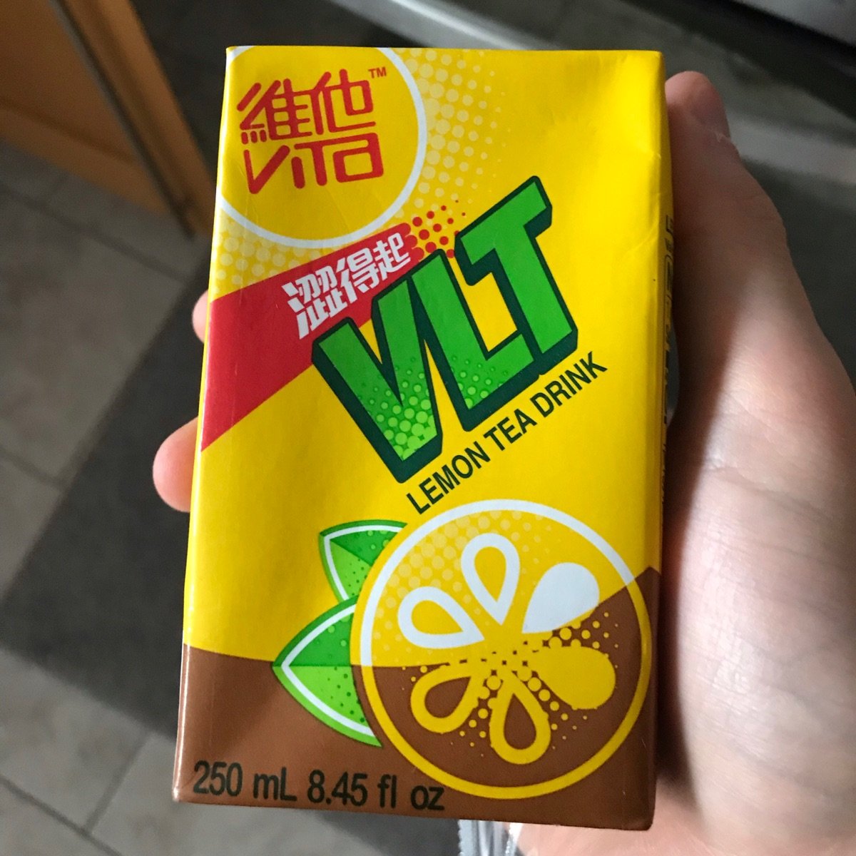 Lemon tea drink from Vita - Vegan Product Reviews & Ratings | abillion