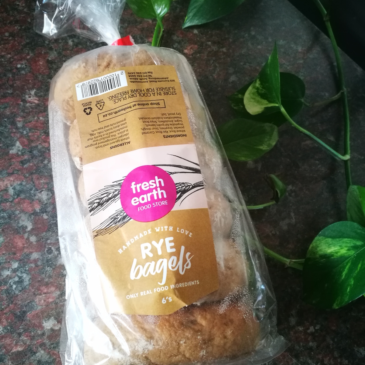 Rye bagels from Fresh Earth - Vegan Product Reviews & Ratings | abillion