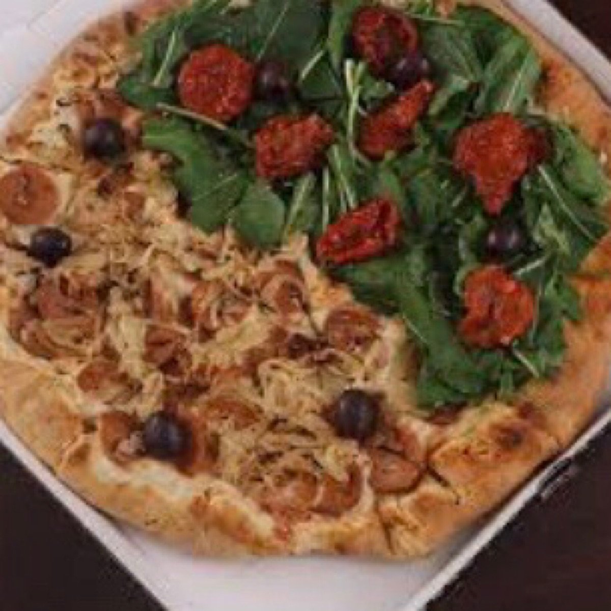 Pizza Salgada at Pop Vegan Food - Review by @douglaskw | abillion