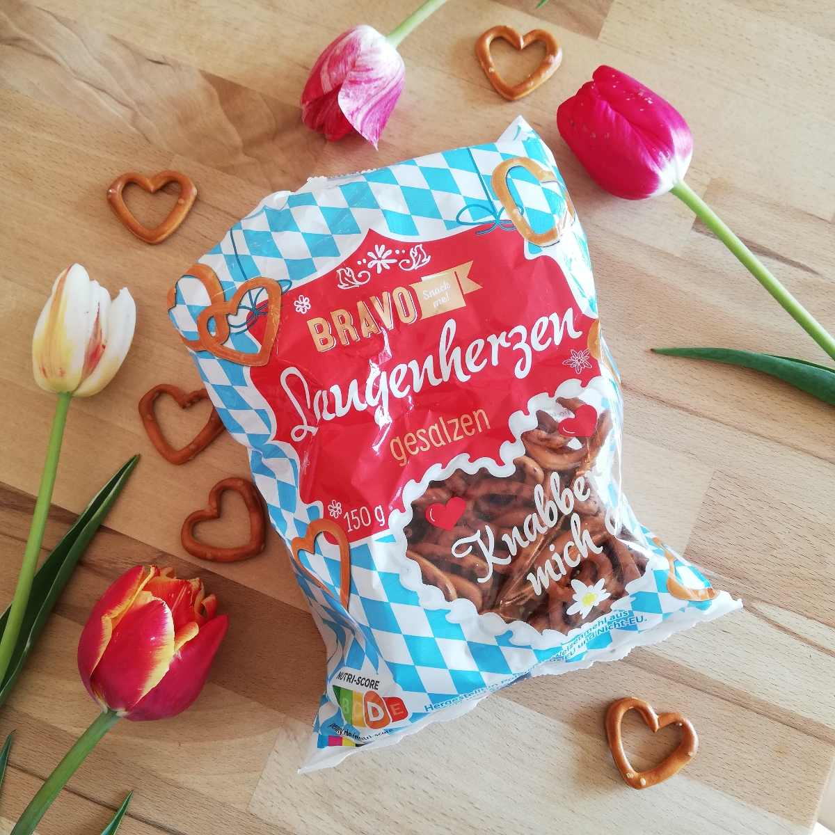 Laugenherzen gesalzen from Bravo Snack me - Vegan Product Reviews ...