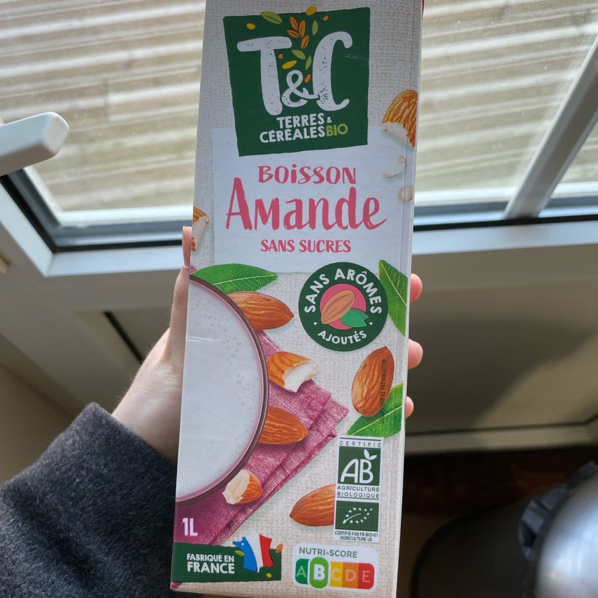 Almond milk without sugar from T&C - Vegan Product Reviews & Ratings ...