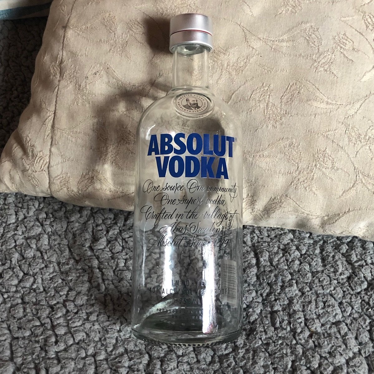 Vodka Absolut from Absolut - Vegan Product Reviews & Ratings | abillion
