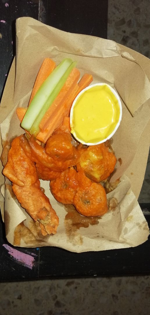 Vegan Boonless De Soya Marinada Y Brócoli ( Combinados) Con Salsa ...