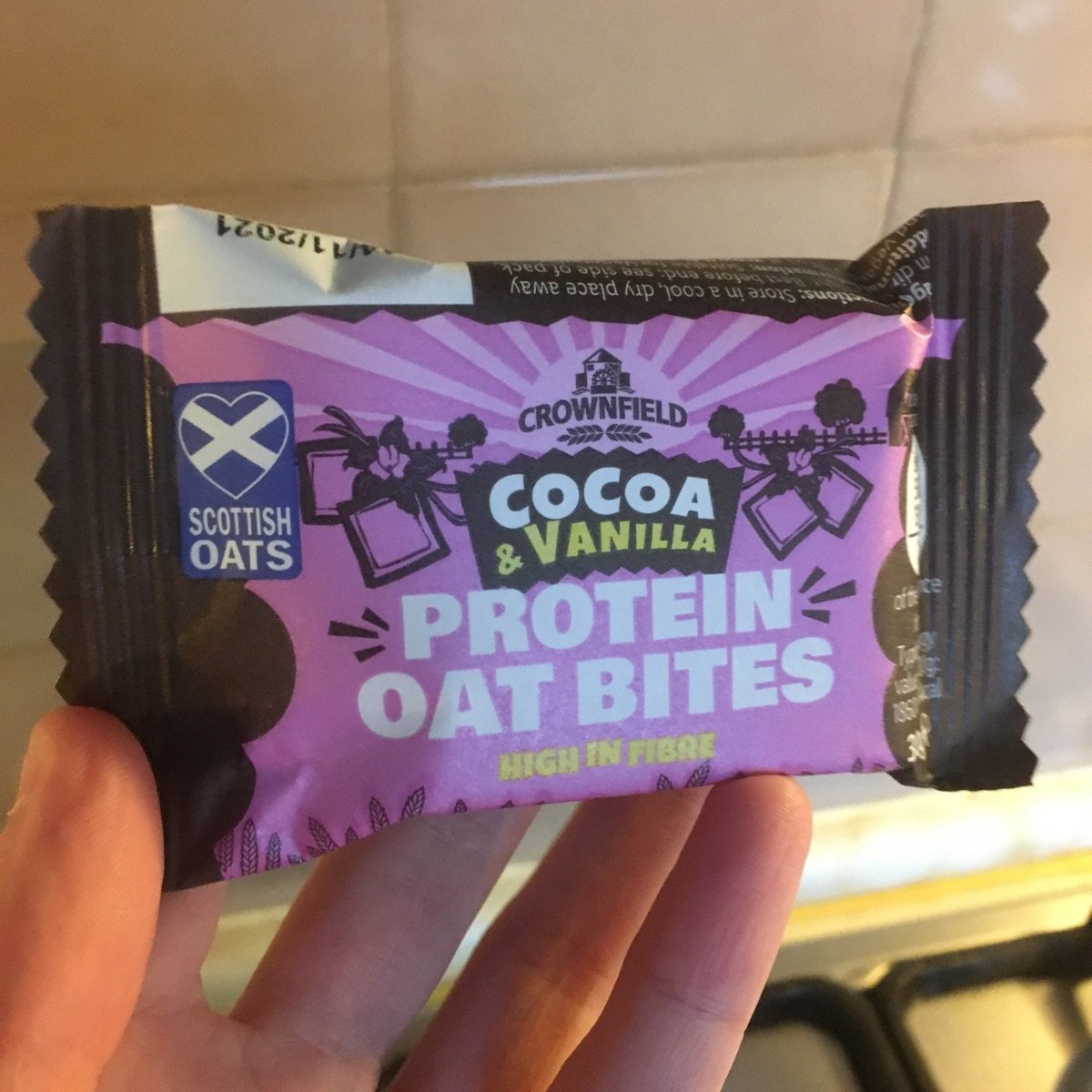 Cocoa & Vanilla Protein Oat Bites from Crownfield - Vegan Product ...