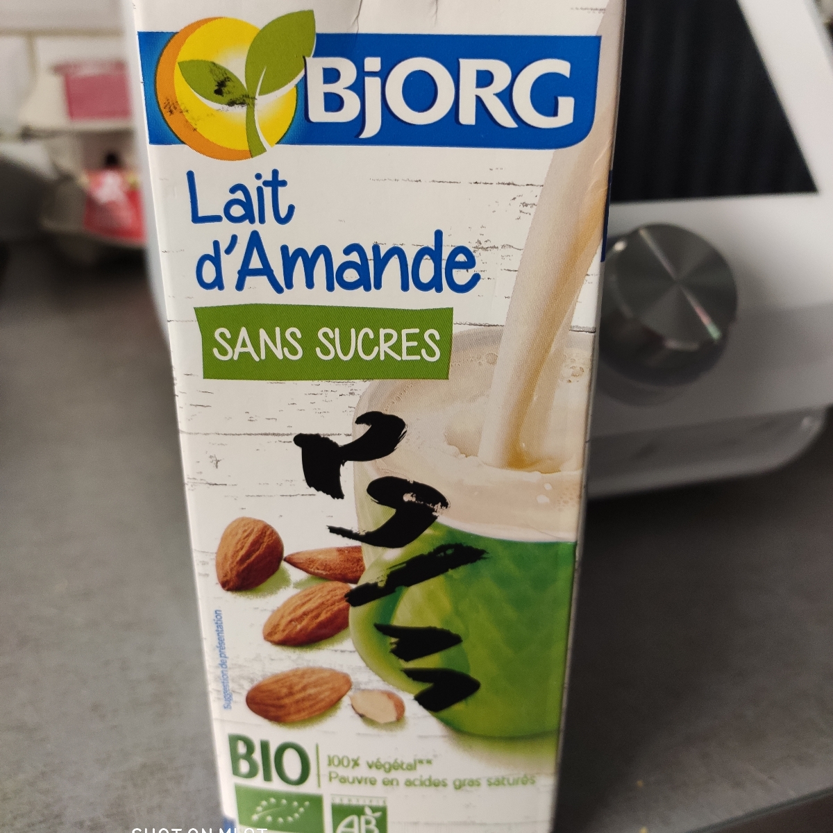 Lait d’amande Sans Sucres from Bjorg - Vegan Product Reviews & Ratings ...