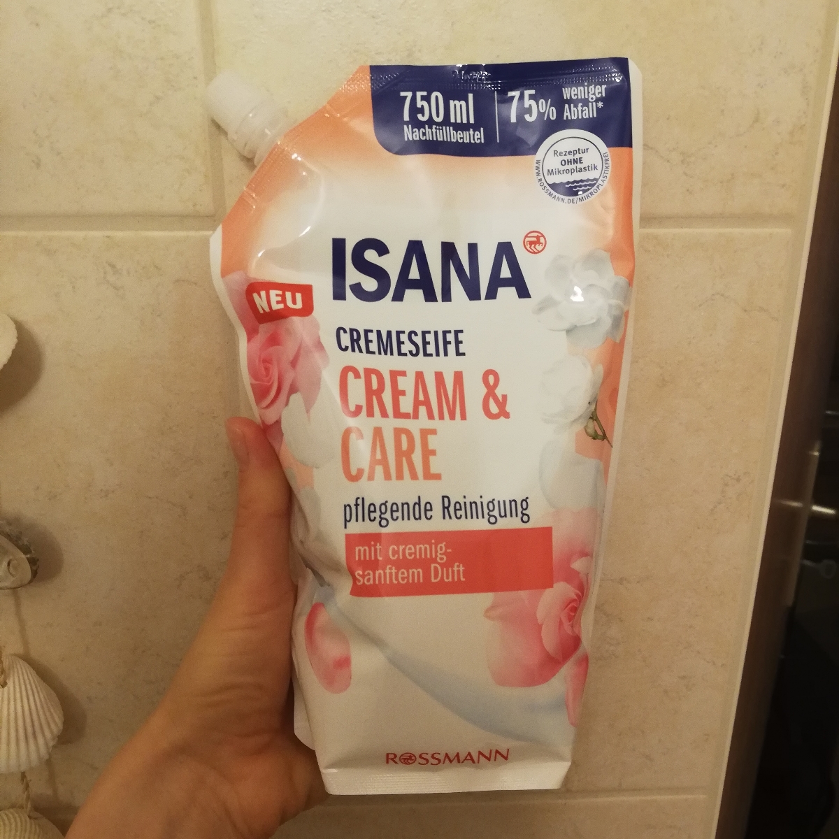 Cream and care from Isana - Vegan Product Reviews & Ratings | abillion