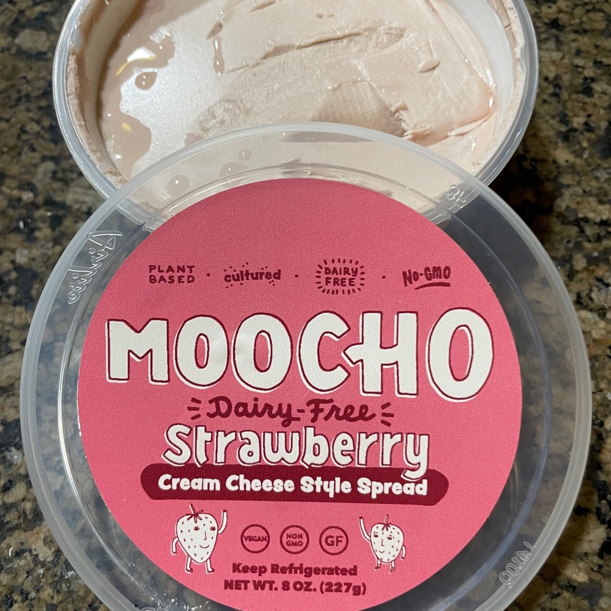 Strawberry Cream Cheese Style Spread from Moocho - Vegan Product ...