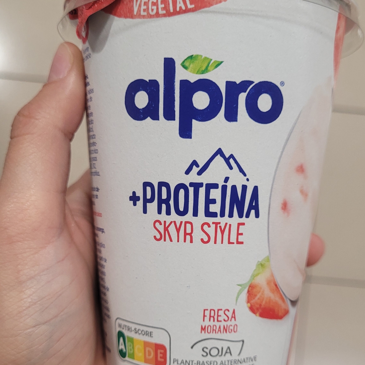 Yogurt fresa from Alpro - Vegan Product Reviews & Ratings | abillion