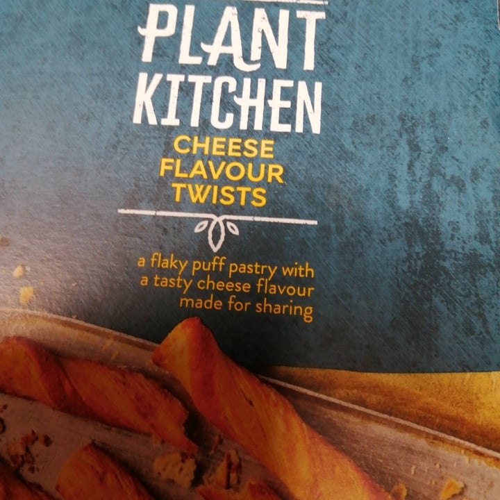 Plant Kitchen (M&S) Cheese Twists Review | abillion