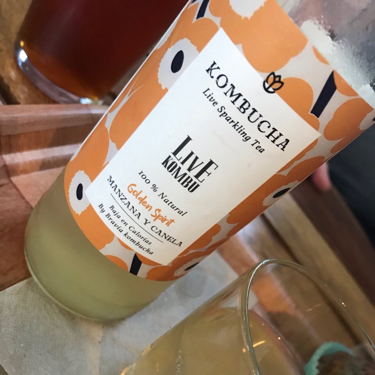 Kombucha De Manzana Y Canela from Live kombu - Vegan Product Reviews ...