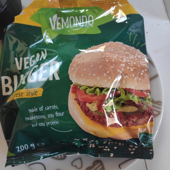Vemondo Burger Vegan Cheese Style Review | abillion