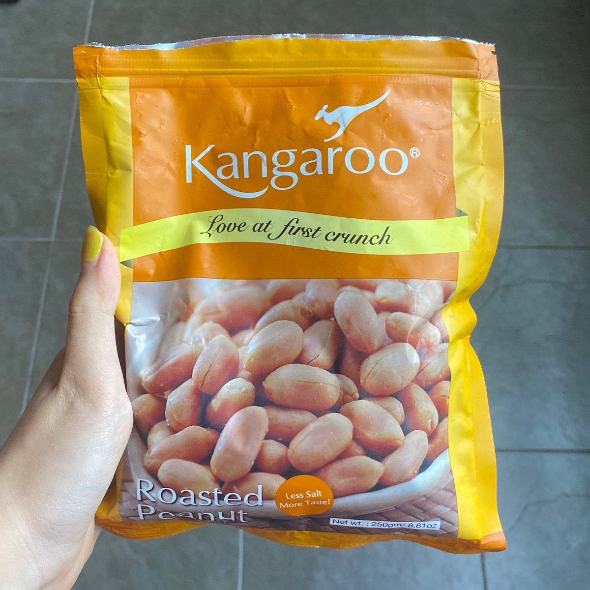 Roasted Peanuts from Kangaroo - Vegan Product Reviews & Ratings | abillion
