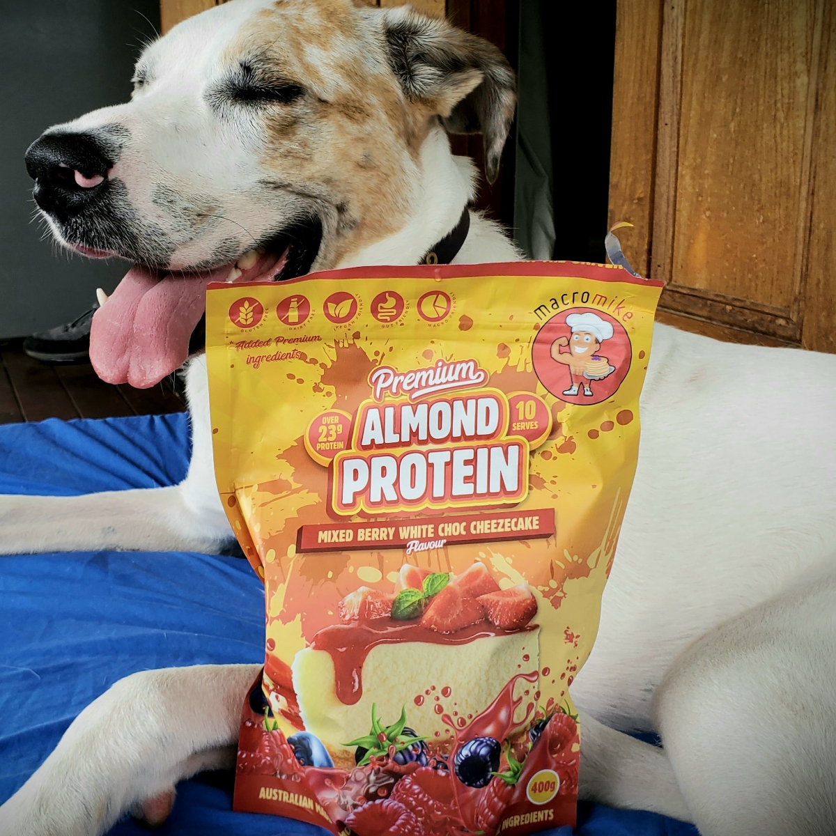 mixed berry white choc cheezecake almond protein from Macro mike ...