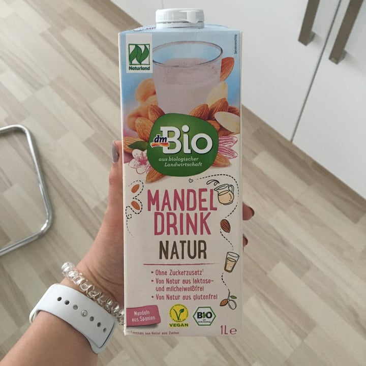 dmBio Mandel Drink Review | abillion