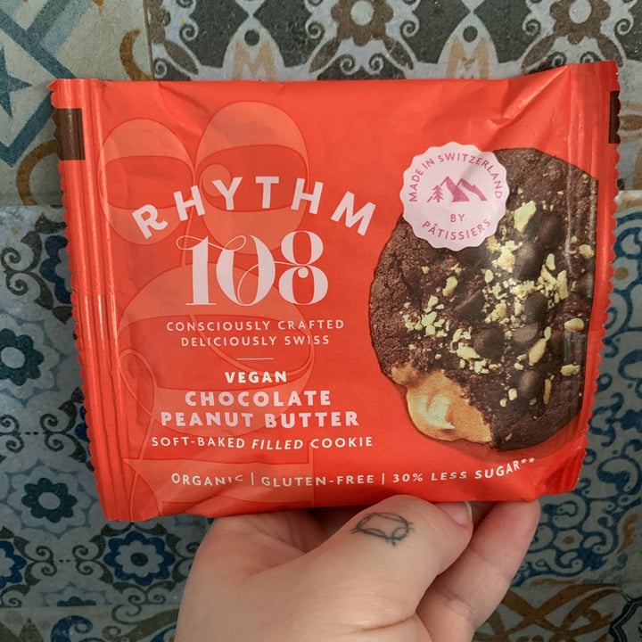 Rhythm 108 Chocolate peanut butter cookie Review | abillion