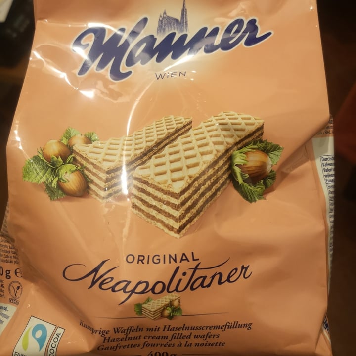 Manner Original Neapolitan Wafers Review | abillion