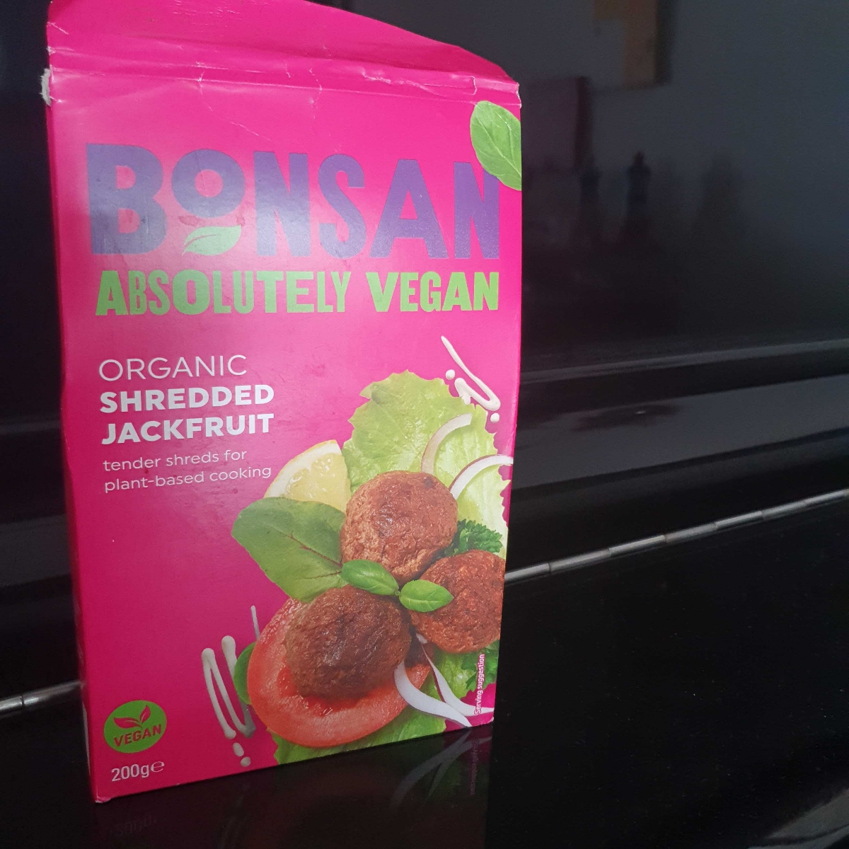 Organic shredded jackfruit from Bonsan - Vegan Product Reviews ...