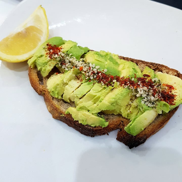 KAUAI Westville Dawncliffe, Westville, South Africa Sliced avo toast ...