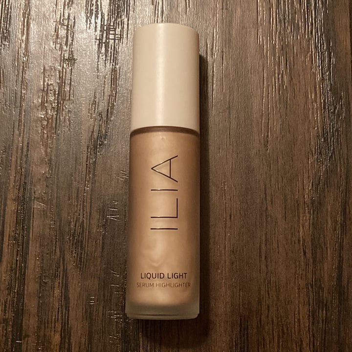 ILIA Beauty Liquid Light Serum Highlighter Review | abillion