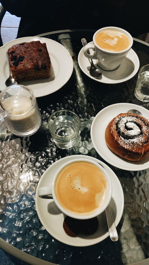 Café con leche de almendras at Mandala, Buenos Aires - Vegan Dish ...