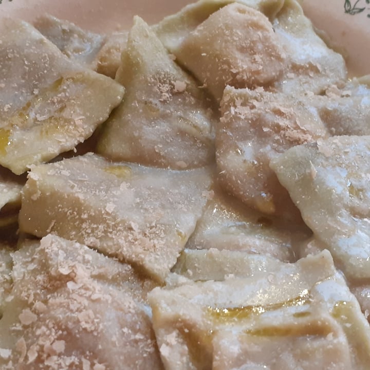 Antica Casa Rava Alessandria, Italy Ravioli ripieni di hummus Review ...