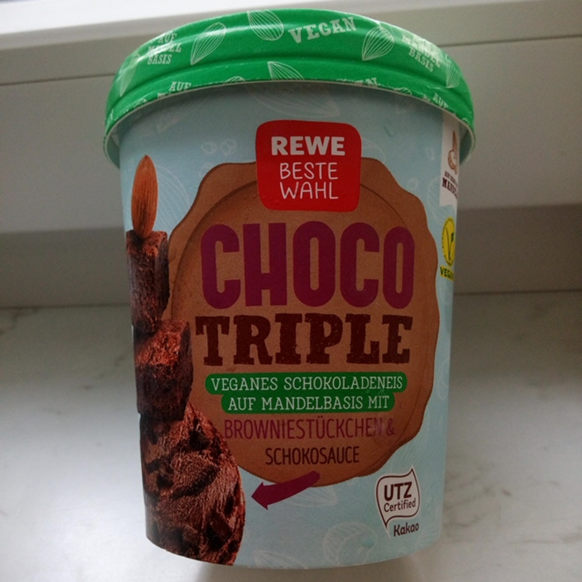 Ice Cream 'Choco Triple' from REWE Beste Wahl - Vegan Product Reviews ...