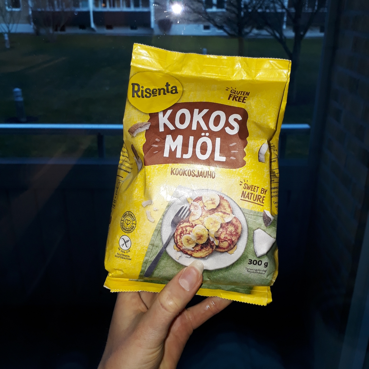 Coconut flour from Risenta - Vegan Product Reviews & Ratings | abillion