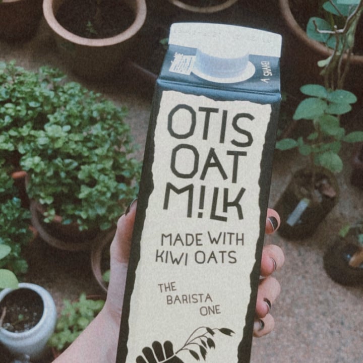 Otis Oat Milk Otis Oat Milk (The Barista One) Review | abillion