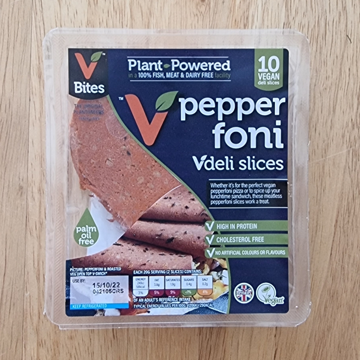 Cheatin' Pepperoni Style Slices from VBites - Vegan Product Reviews ...