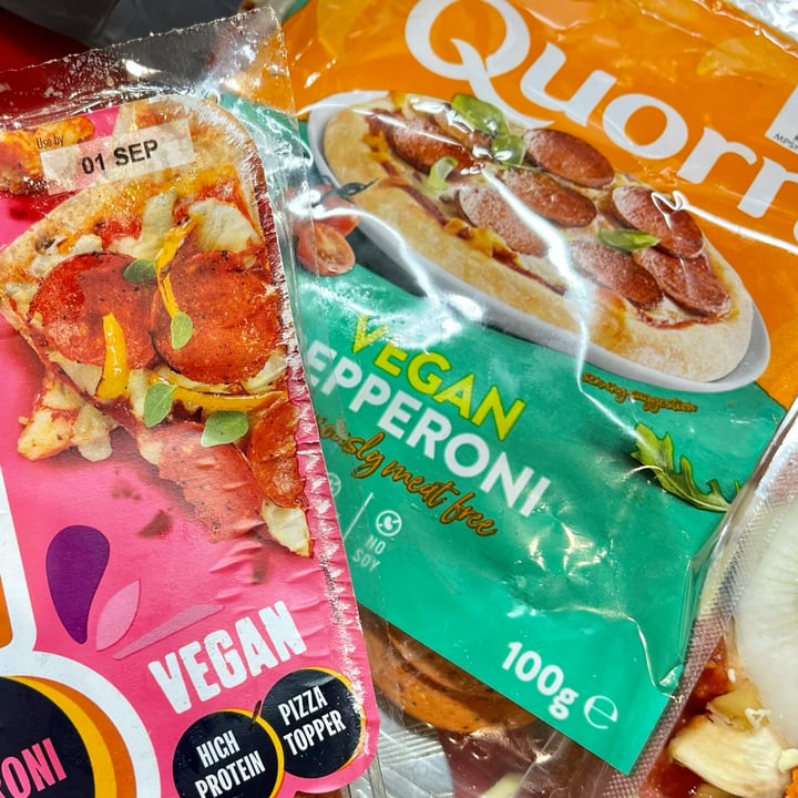 Quorn Vegan pepperoni Review | abillion