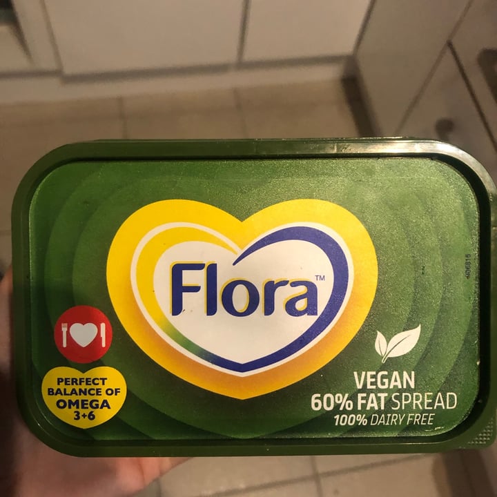 Flora 60% fat spread Review | abillion