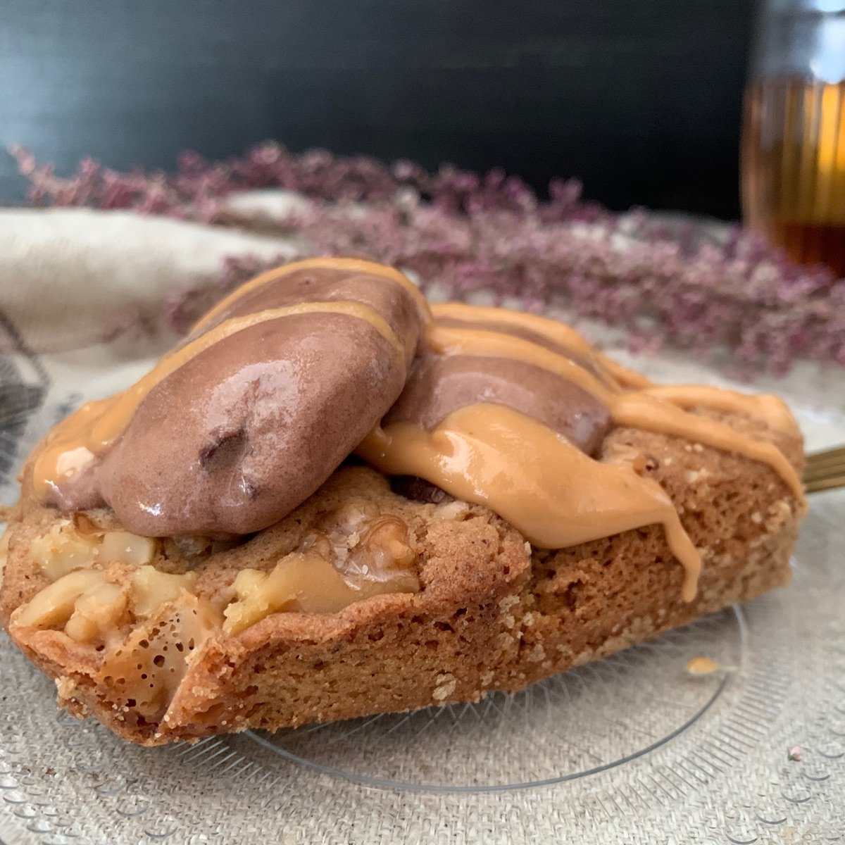 Arabica coffee & chocolate Ice cream from Pink Albatross - Vegan ...