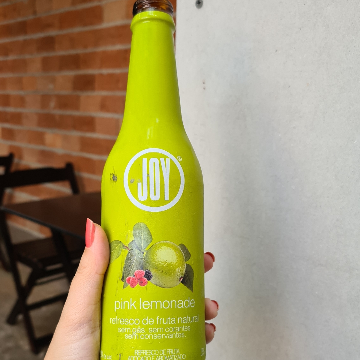 Refresco de pink lemonade from Joy - Vegan Product Reviews & Ratings ...