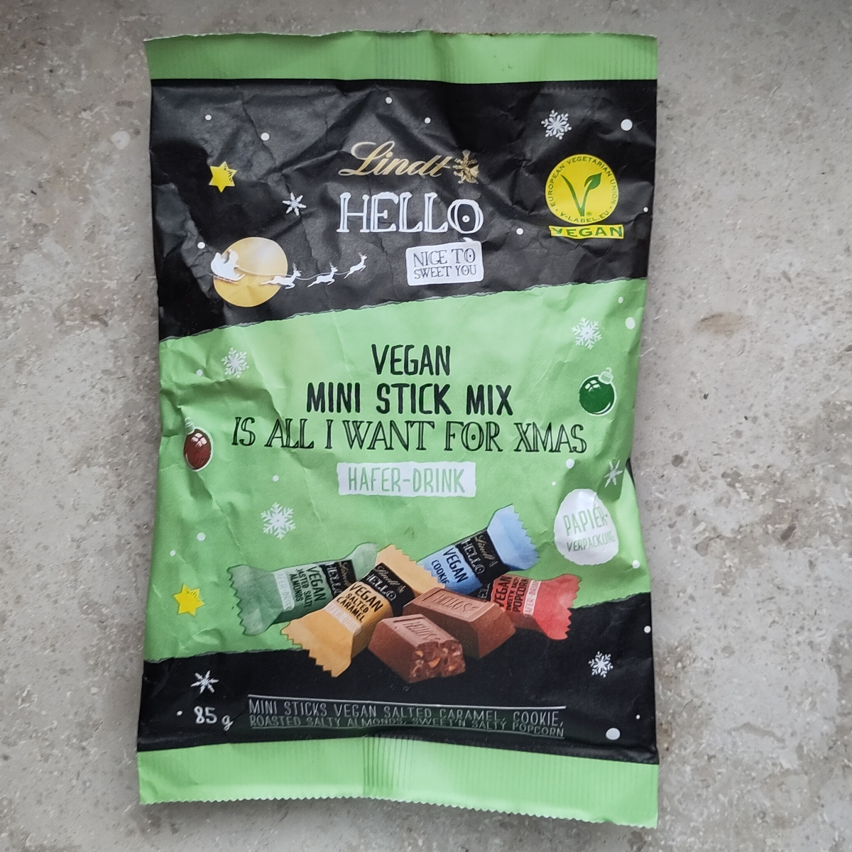 Hello vegan mini stick mix from Lindt - Vegan Product Reviews & Ratings ...