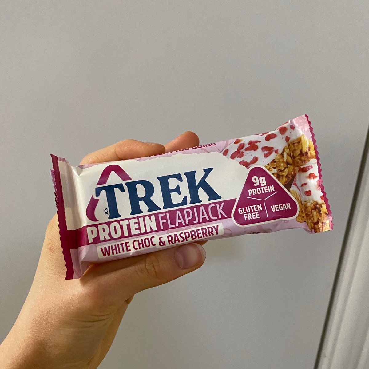 Protein Flapjack (White Choc & Raspberry) from TREK - Vegan Product ...