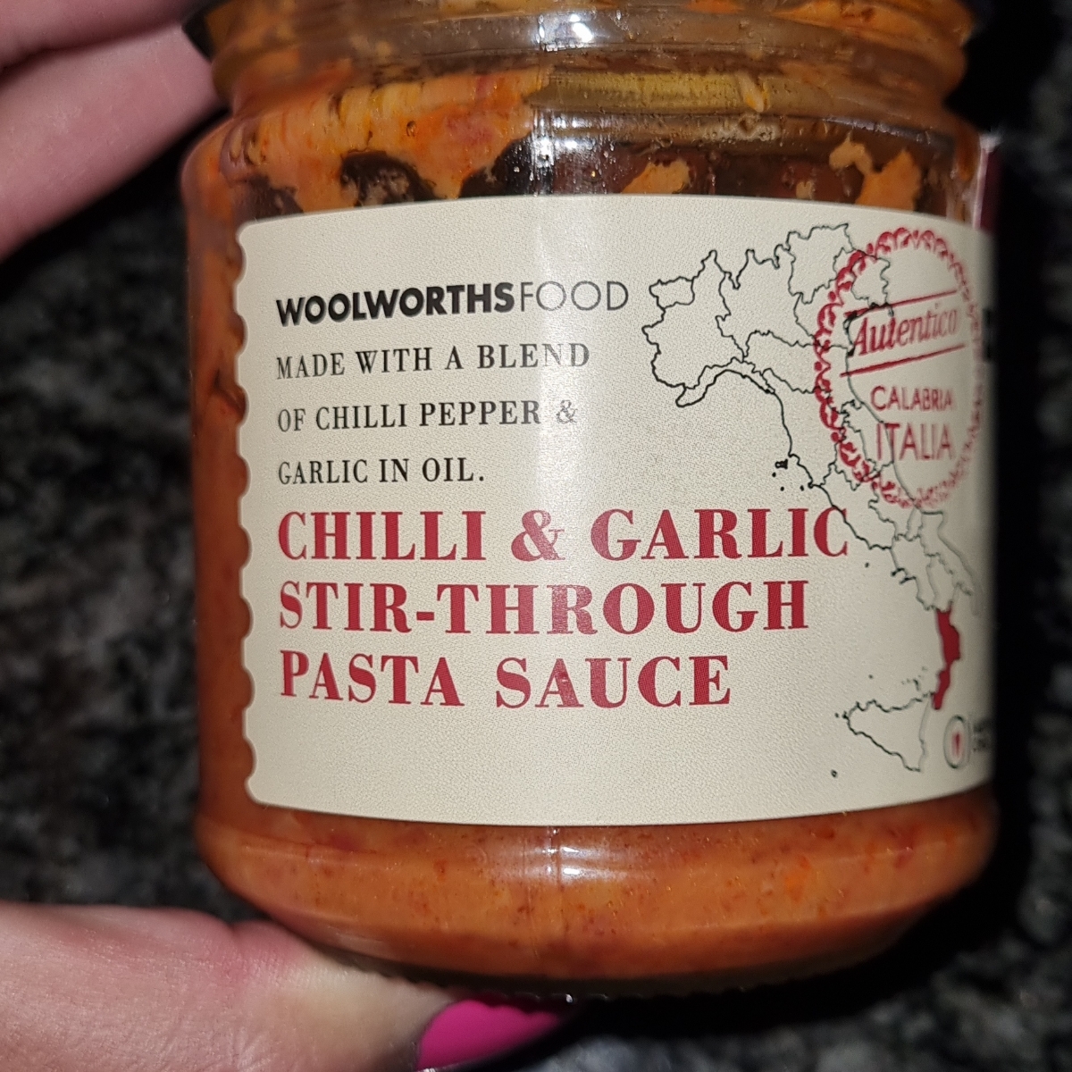 Woolworths Food - Chilli & Garlic Stir Through Pasta Sauce Review ...