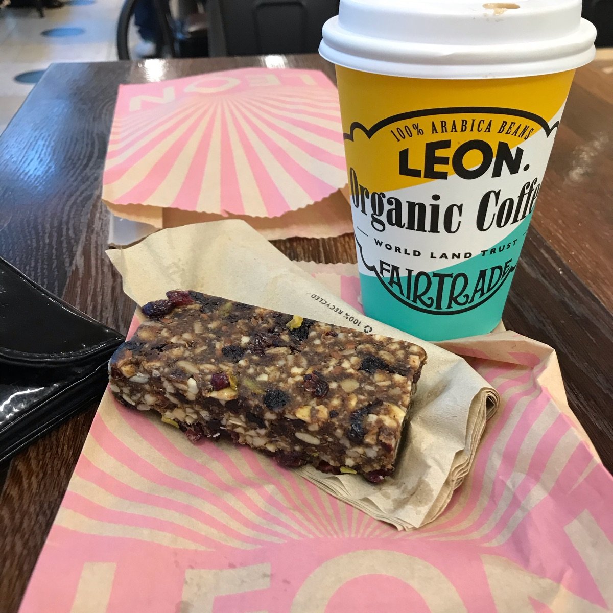 seed & ginger bar from Leon - Vegan Product Reviews & Ratings | abillion