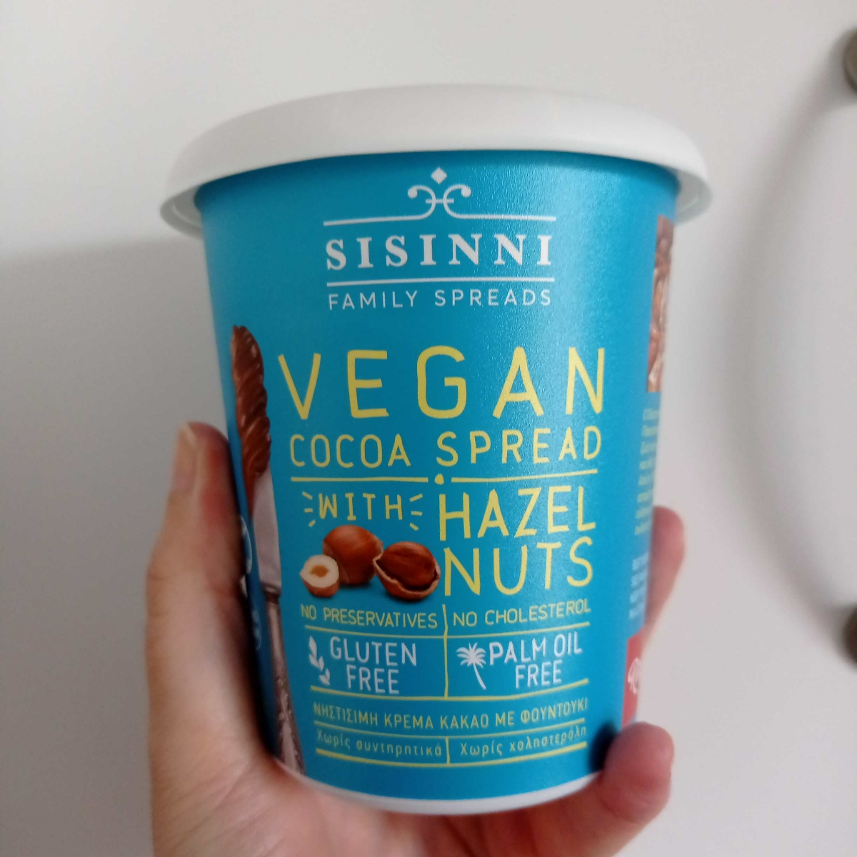Vegan cocoa spread hazelnuts from Sisinni - Vegan Product Reviews ...