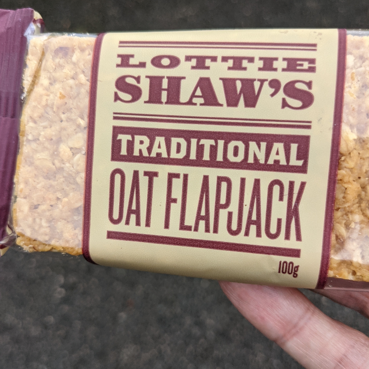 Lottie Shaw’s Traditional Oat Flapjack Reviews | abillion