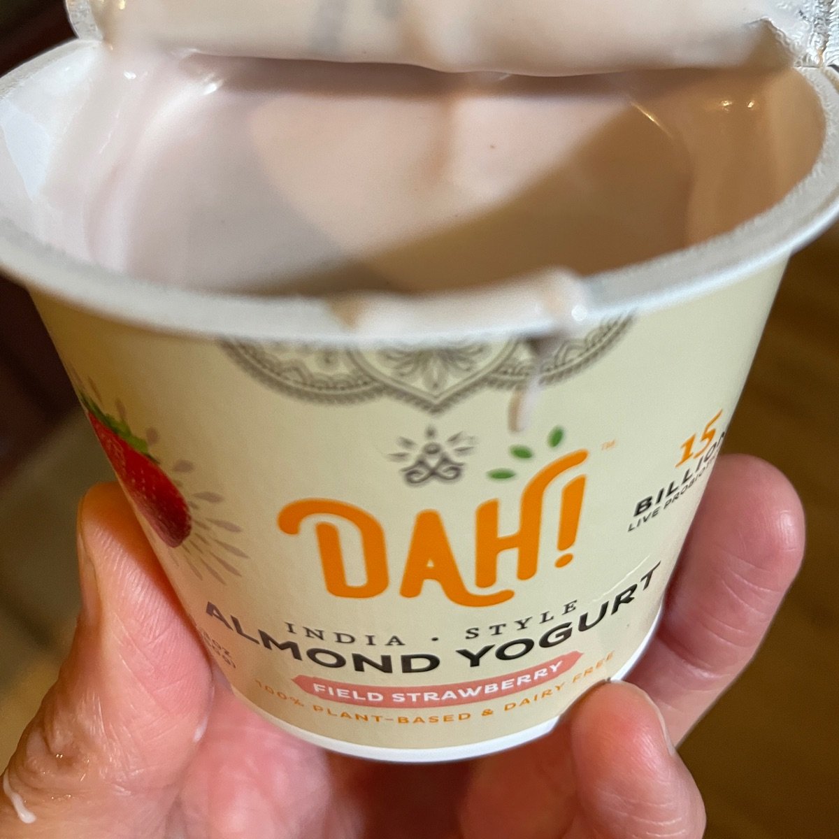 Field strawberry almond yogurt from Dah! - Vegan Product Reviews ...