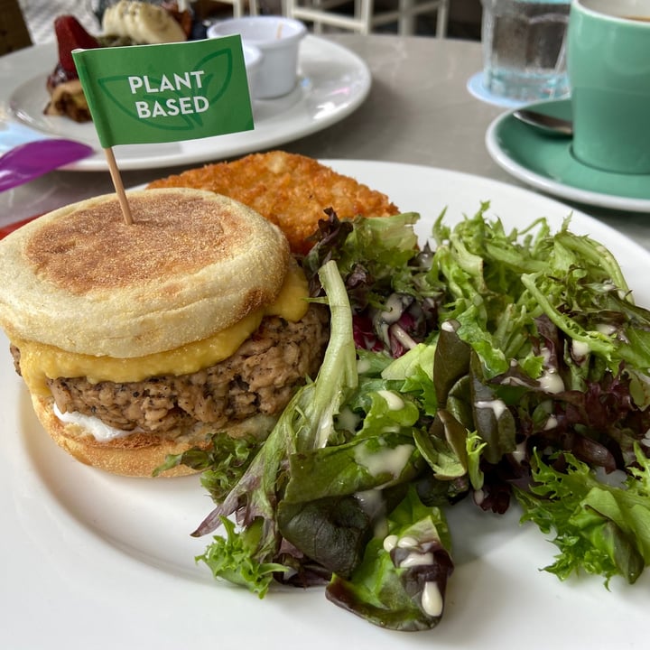 Privé Wheelock Orchard, Singapore Prive Sausage Muffin Review | abillion