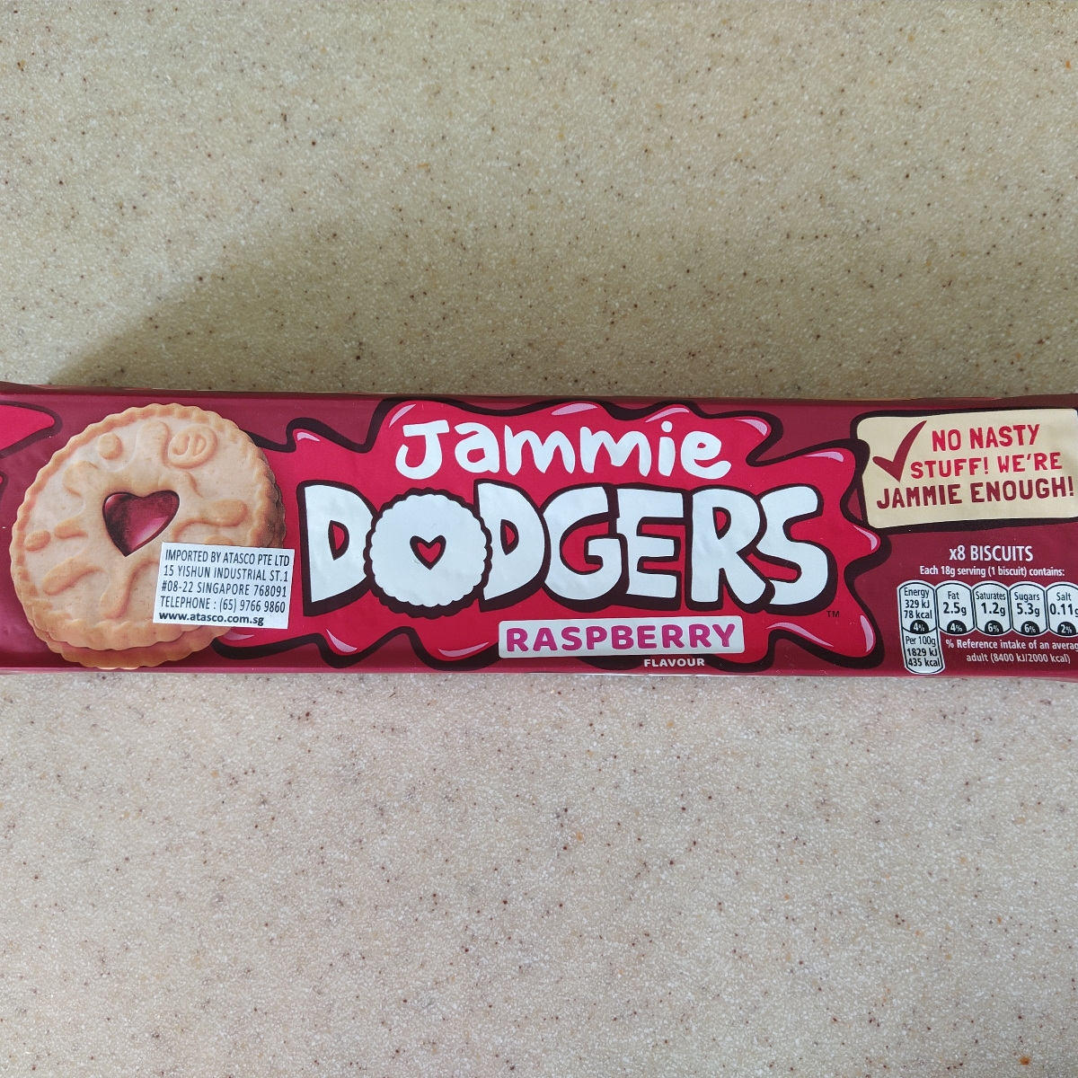 jammie-dodgers-from-burton-s-biscuits-vegan-product-reviews-ratings