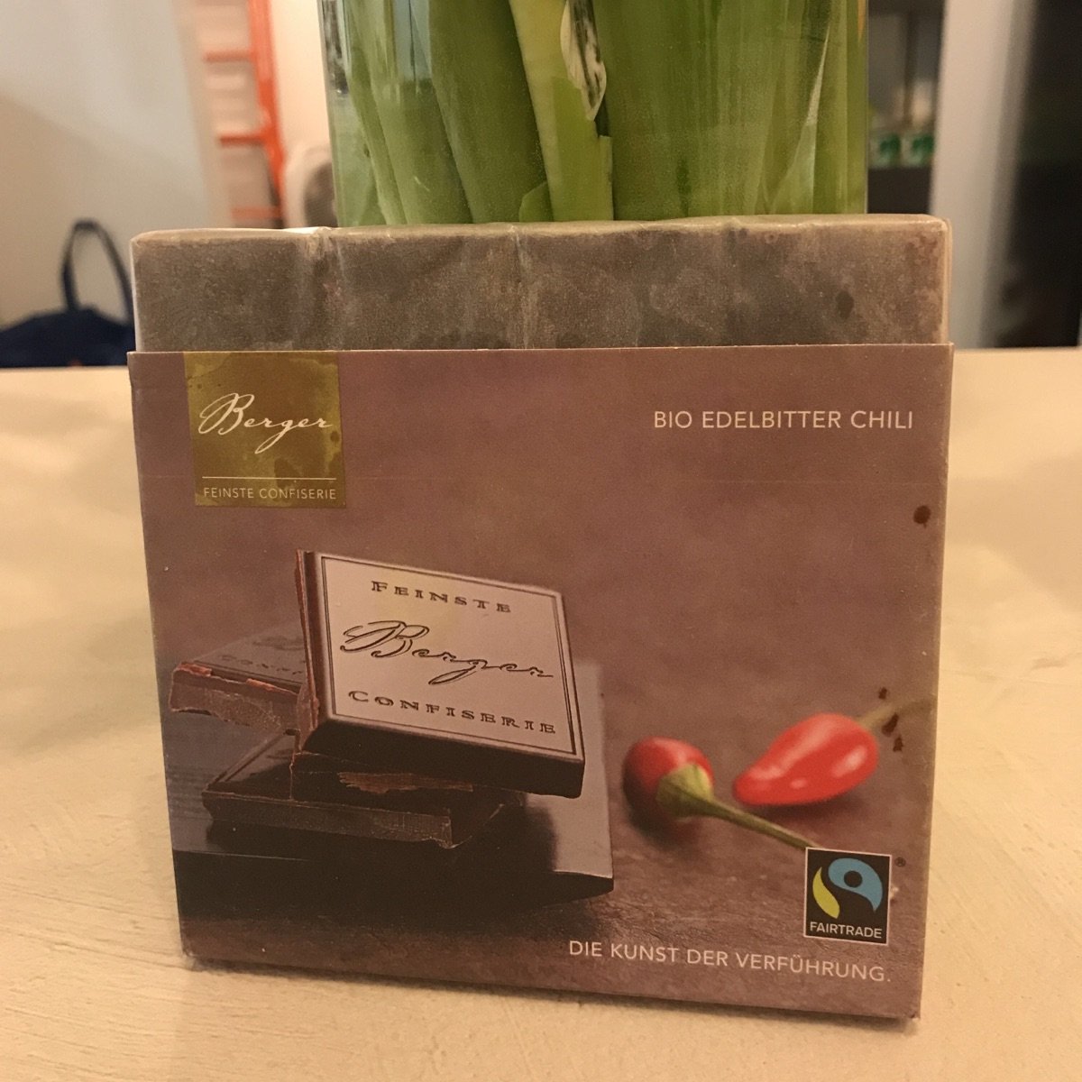 Berger Chilli infused dark chocolate 评价 | abillion