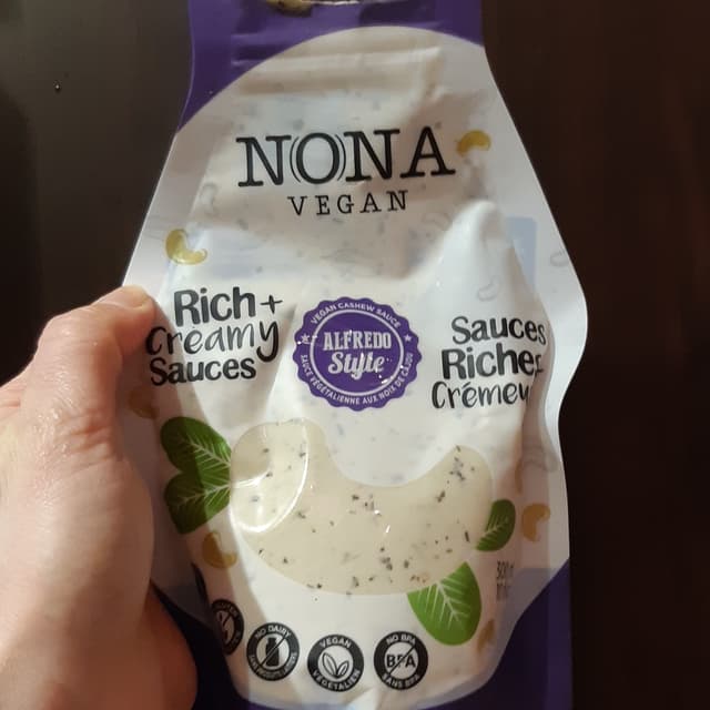 Alfredo Style Sauce at NONA Vegan Foods - Review by @hbchic | abillion