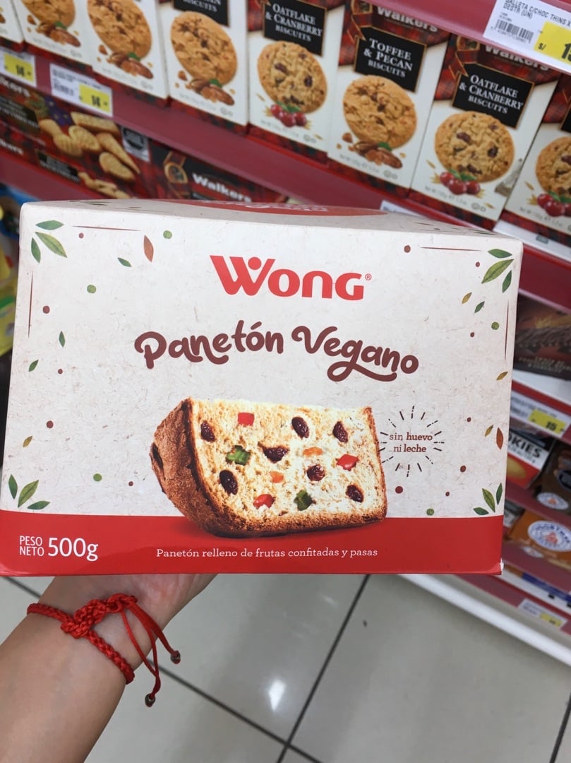 Panetón Vegano from Wong - Vegan Product Reviews & Ratings | abillion