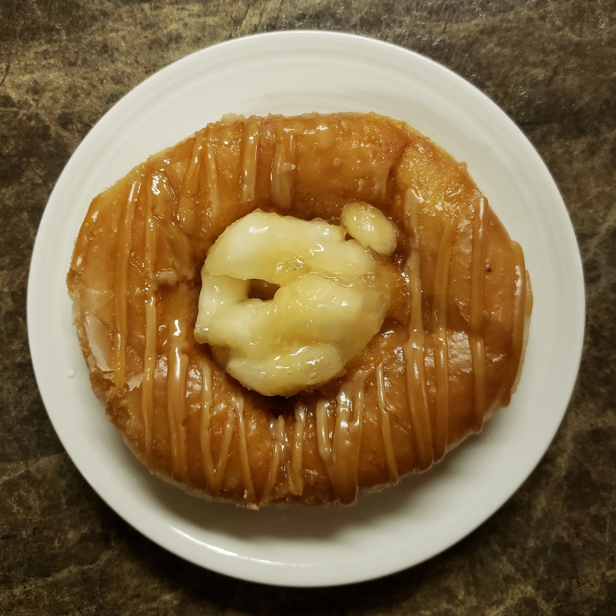 Caramel Apple Donut at Mmm Donuts • Café & Bakery, Barrie - Vegan Dish ...