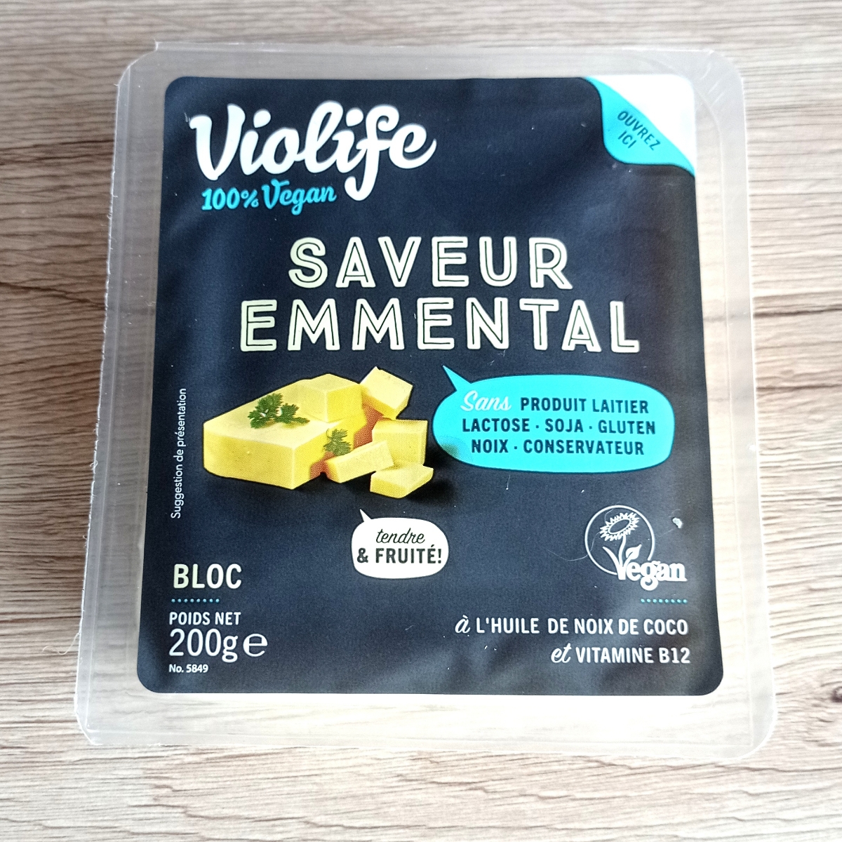 Original Flavour Block from Violife - Vegan Product Reviews & Ratings ...