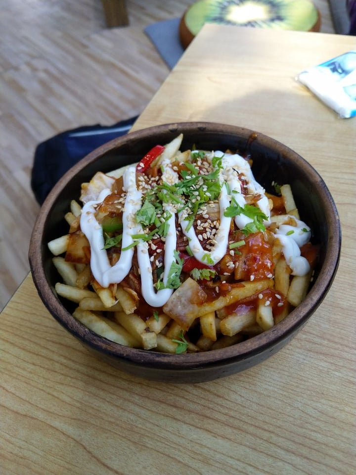 The Boneless Kitchen Toa Payoh, Singapore Kimchi Bulgogi Fries Review ...