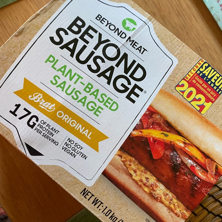 Beyond Meat Beyond Sausage Brat Original Review | abillion